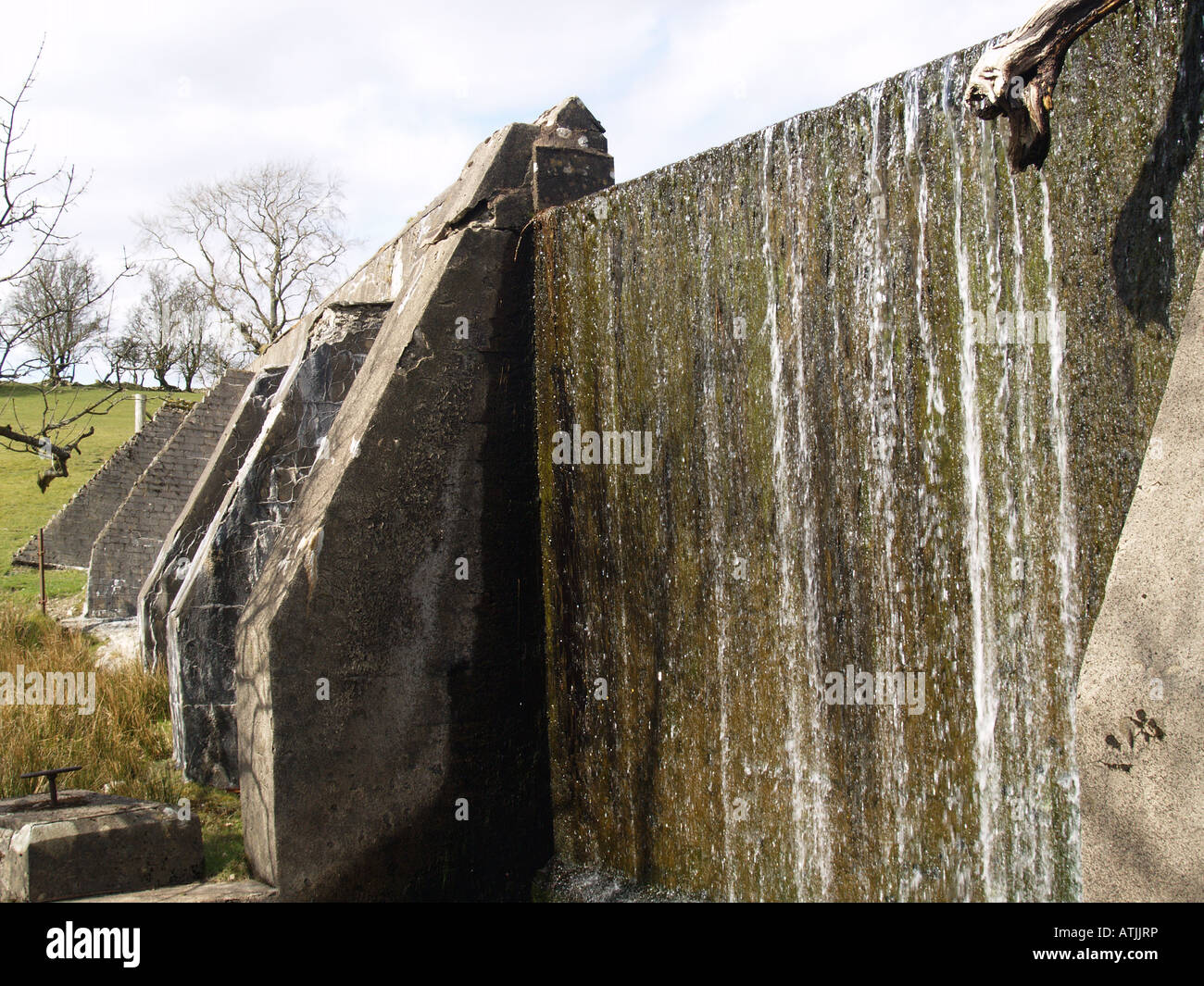Victorian dam hi-res stock photography and images - Alamy