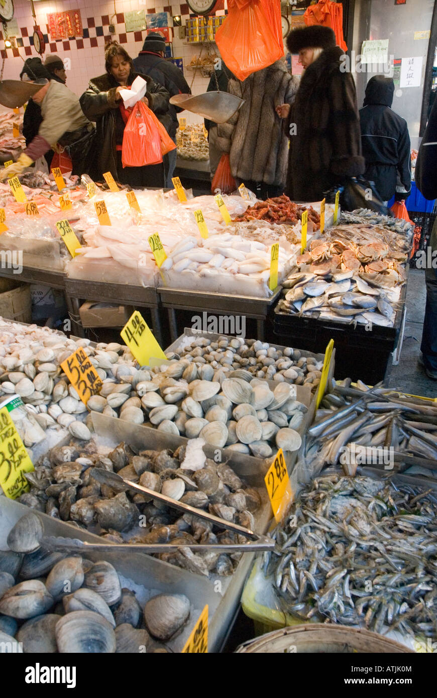 Fish market chinatown canal street hi-res stock photography and images ...