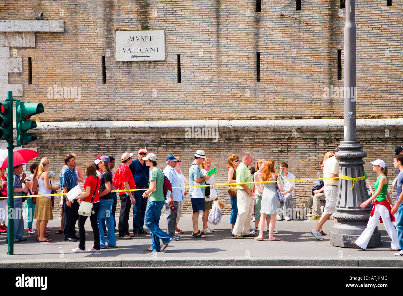 Queue To The Vatican Museums High Resolution Stock Photography and ...