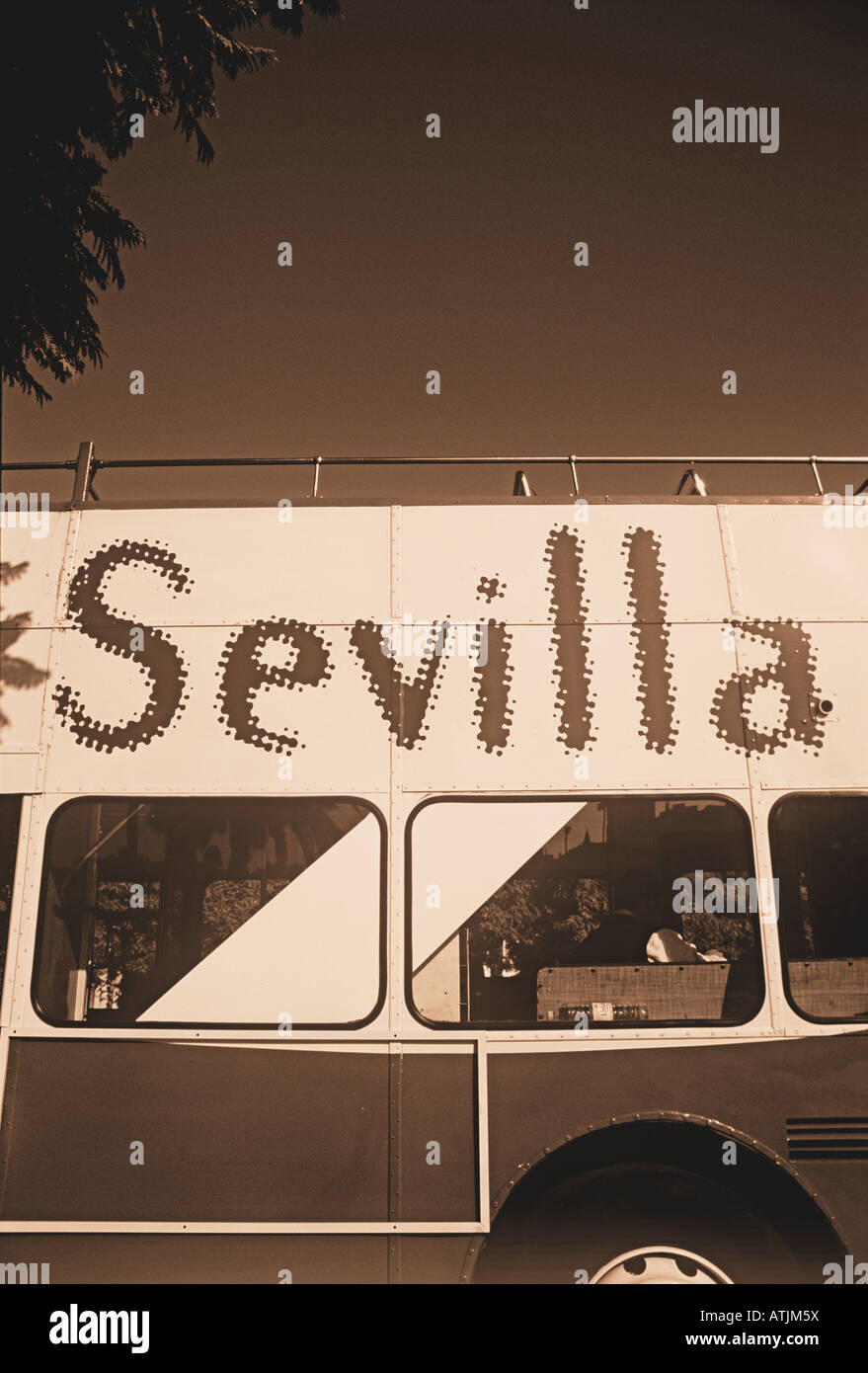 Seville sightseeing bus hi-res stock photography and images - Alamy