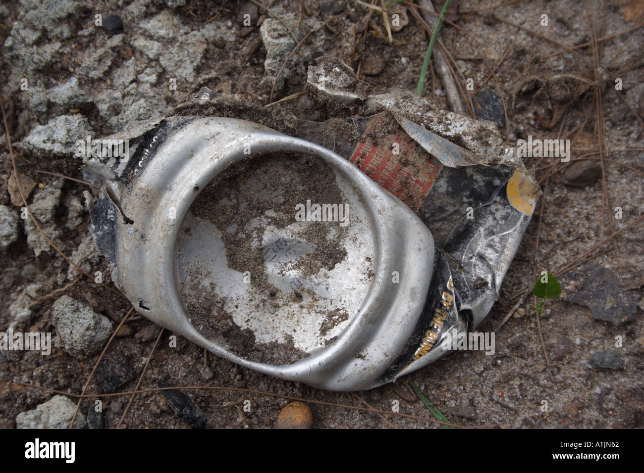 SQUASHED ALUMINIUM CAN Stock Photo - Alamy