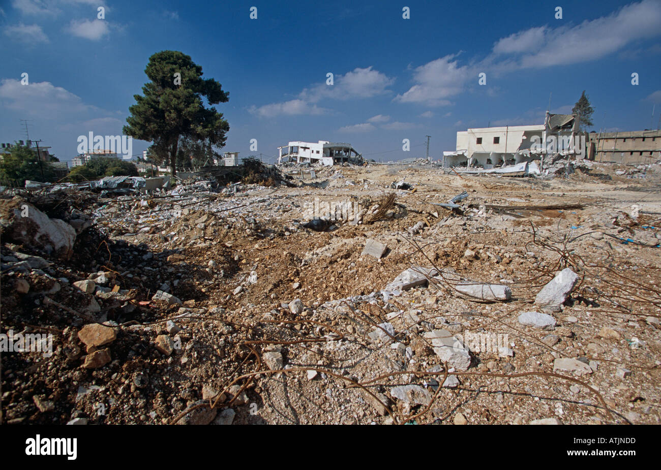 War aftermath scenes hi-res stock photography and images - Alamy