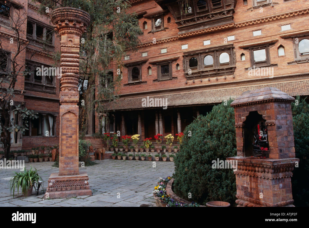 Dwarika hi-res stock photography and images - Alamy