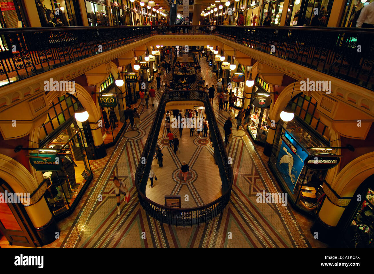 Sydney cafe interior hi-res stock photography and images - Alamy
