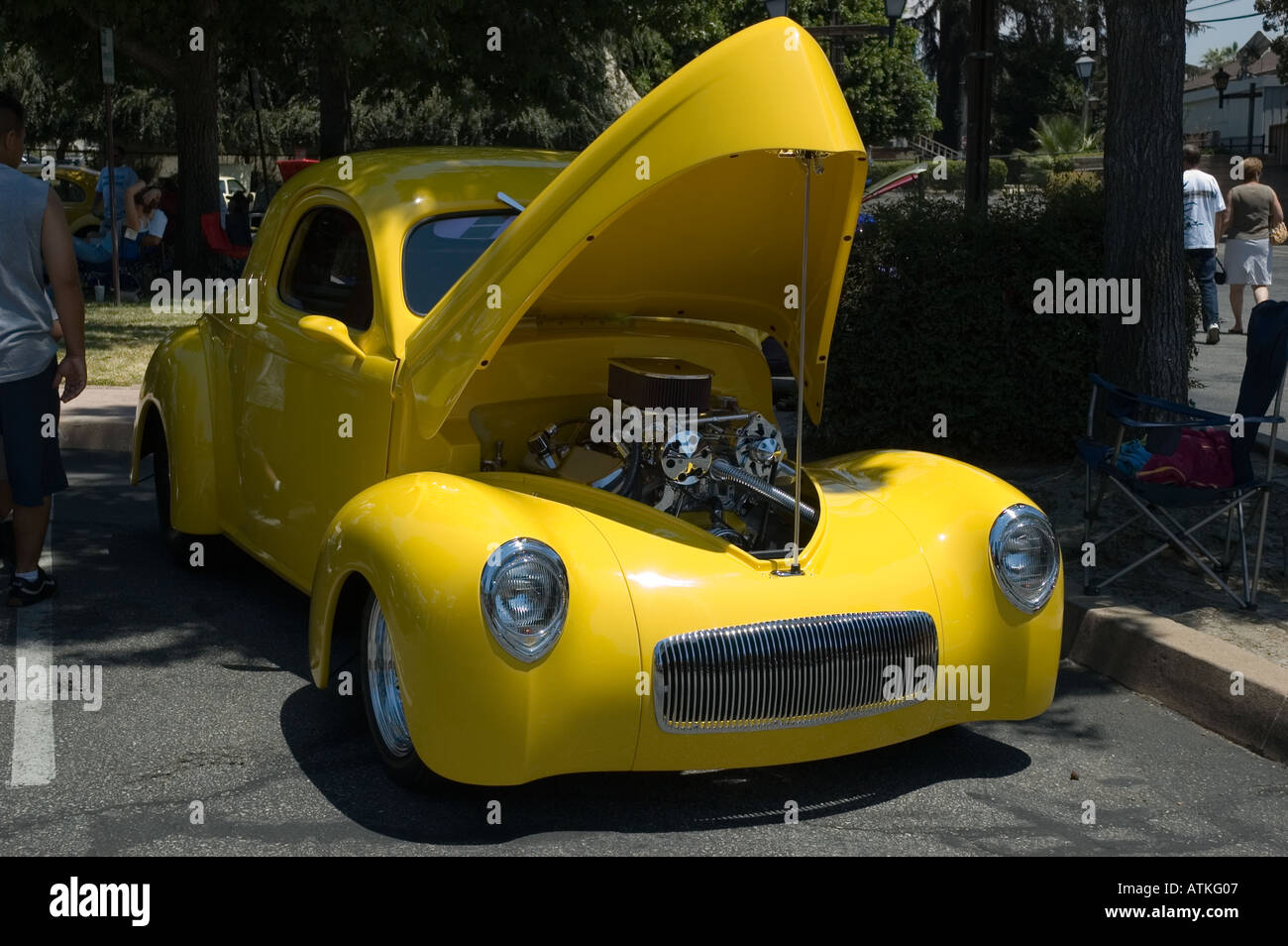 Los Angeles California car show antique customized Ford Chevrolet Stock ...