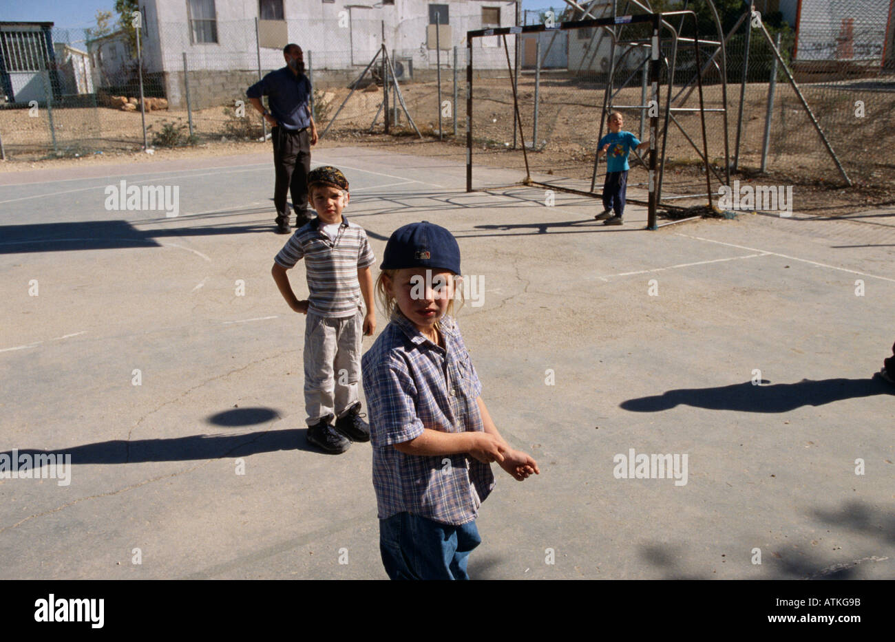 Jewish boys learning hi-res stock photography and images - Alamy