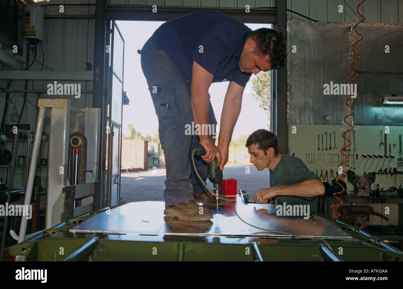 Israelites working hi-res stock photography and images - Alamy