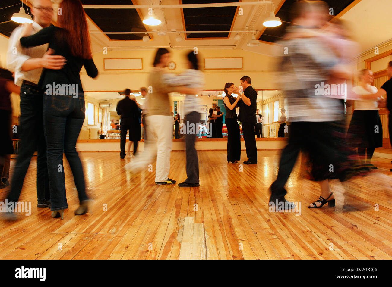 Tango lesson hi-res stock photography and images - Alamy