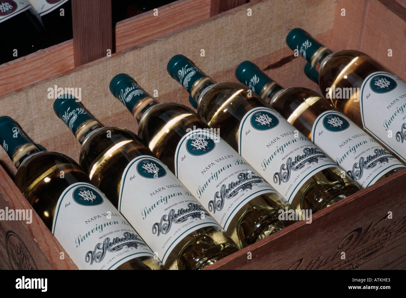 Bottles of vine Stock Photo - Alamy