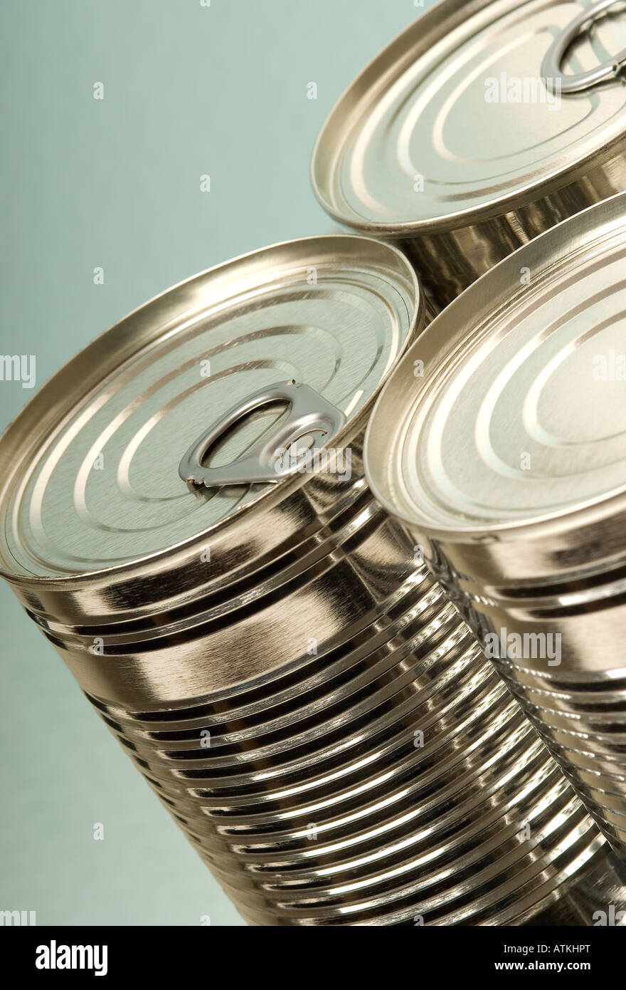 Close up of Ring Pull Food Tins cans Stock Photo - Alamy