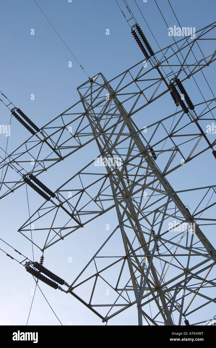 Electricity pylon england uk united hi-res stock photography and images ...