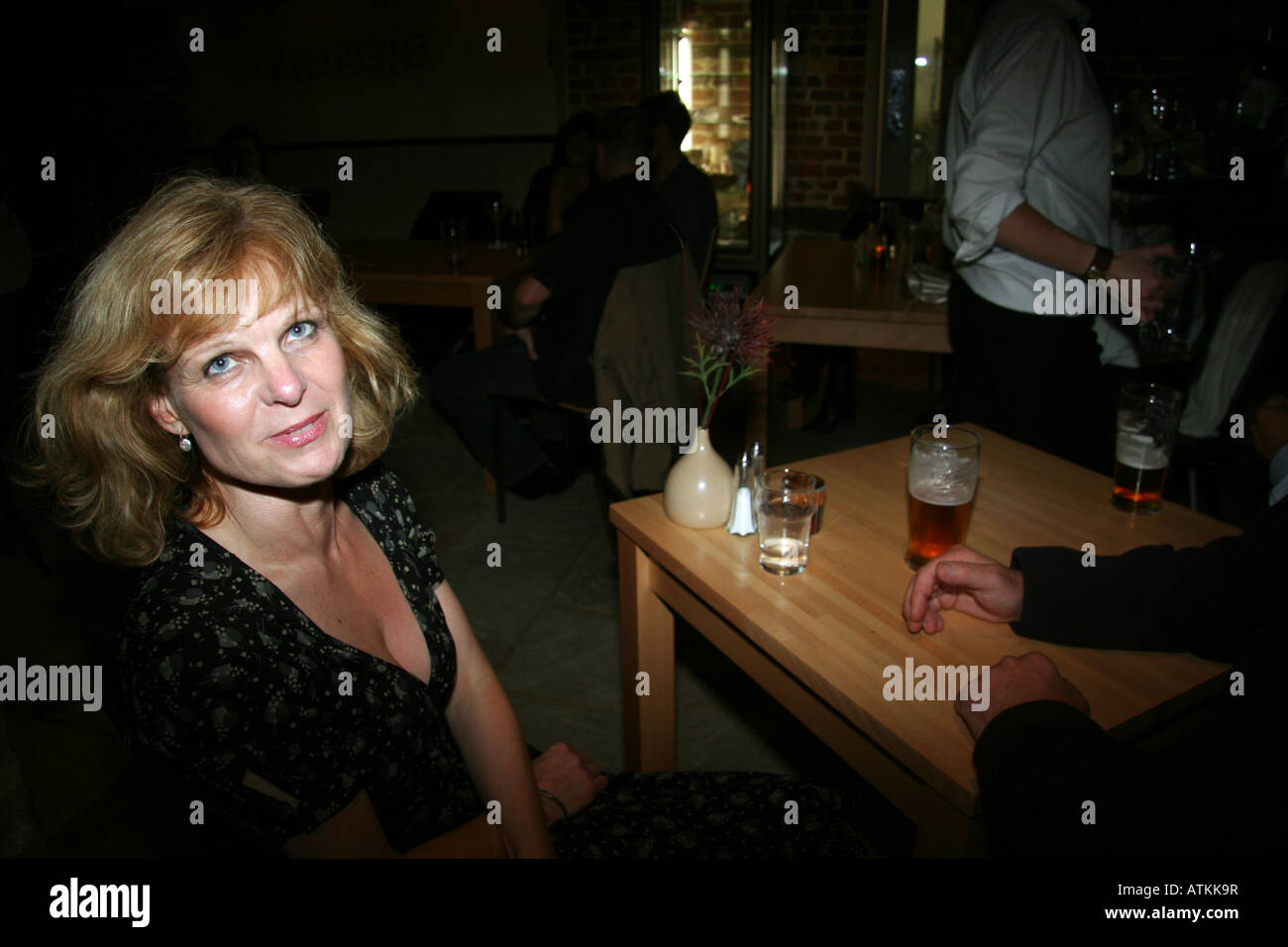Lady in a bar hi-res stock photography and images - Alamy