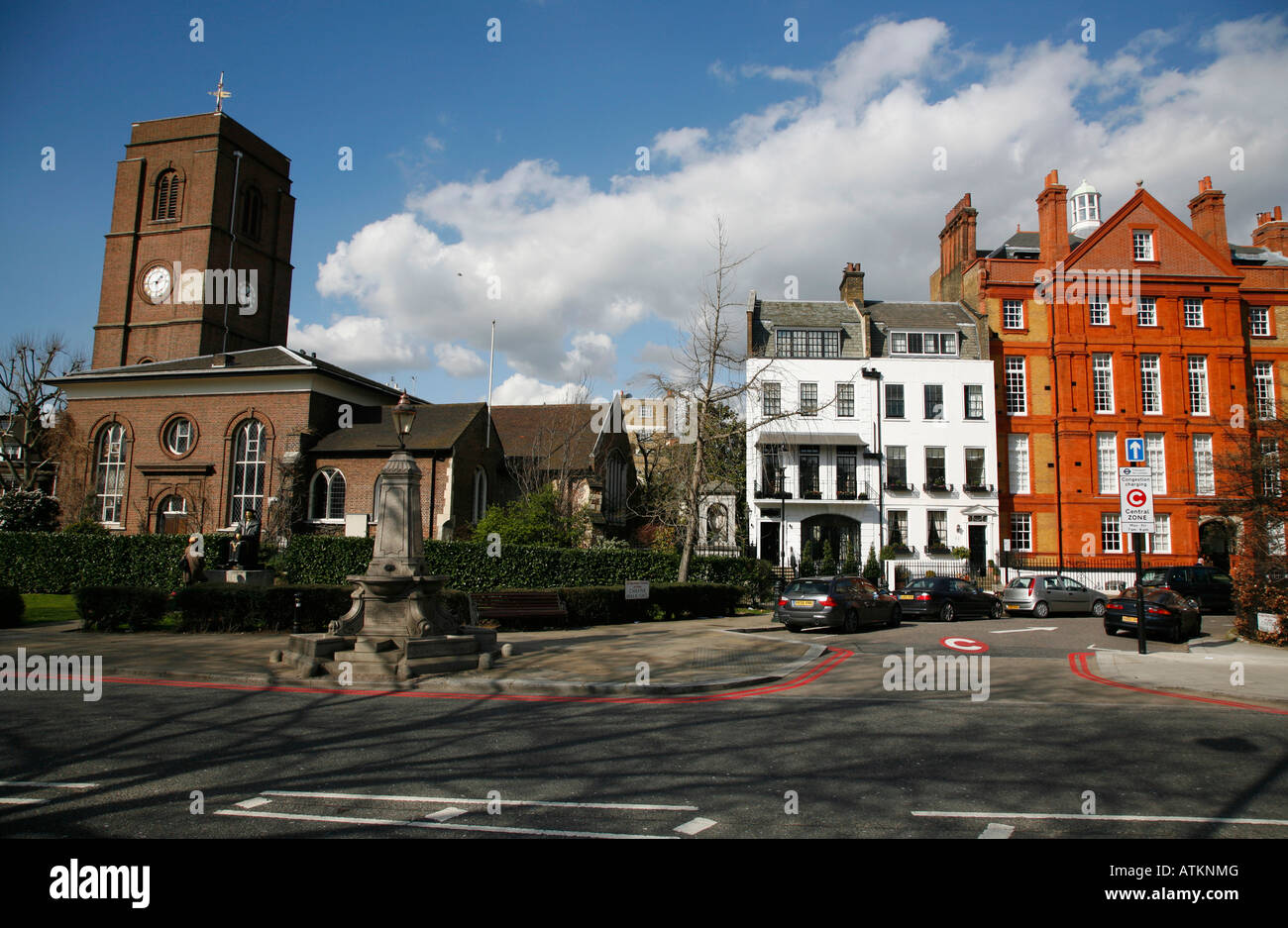 Old chelsea embankment High Resolution Stock Photography and Images - Alamy