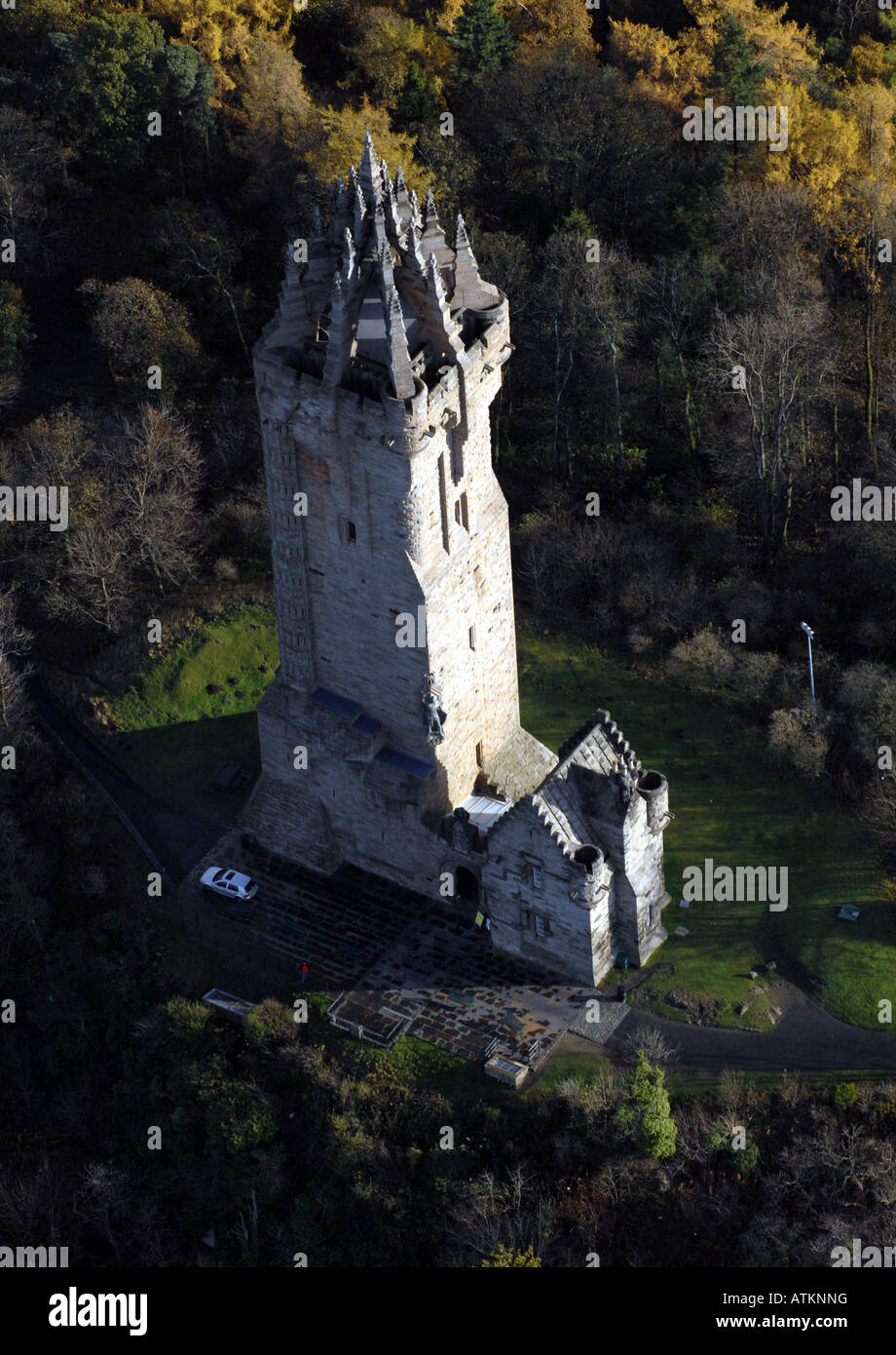 William wallace monument stone tower hi-res stock photography and ...