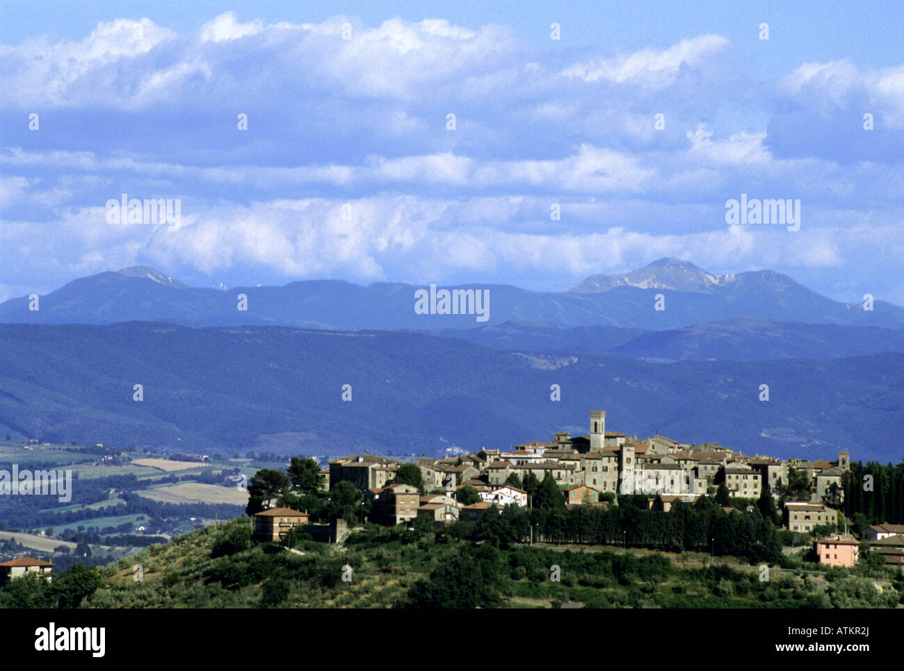 Walled villages of italy hi-res stock photography and images - Alamy
