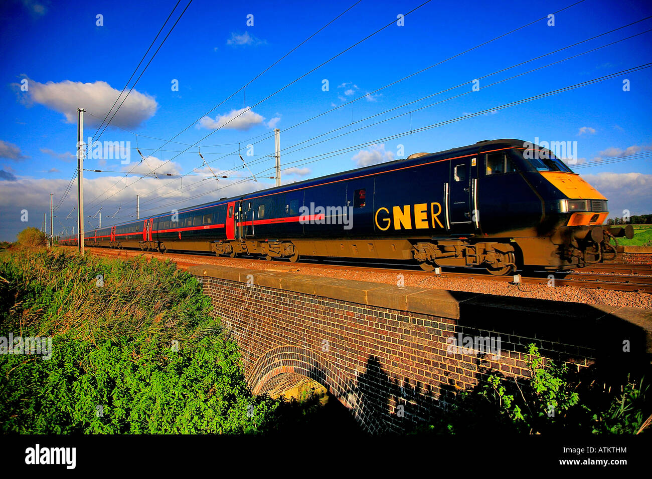 GNER 82 class DVT Electric HST train ECML Connington Peterborough ...