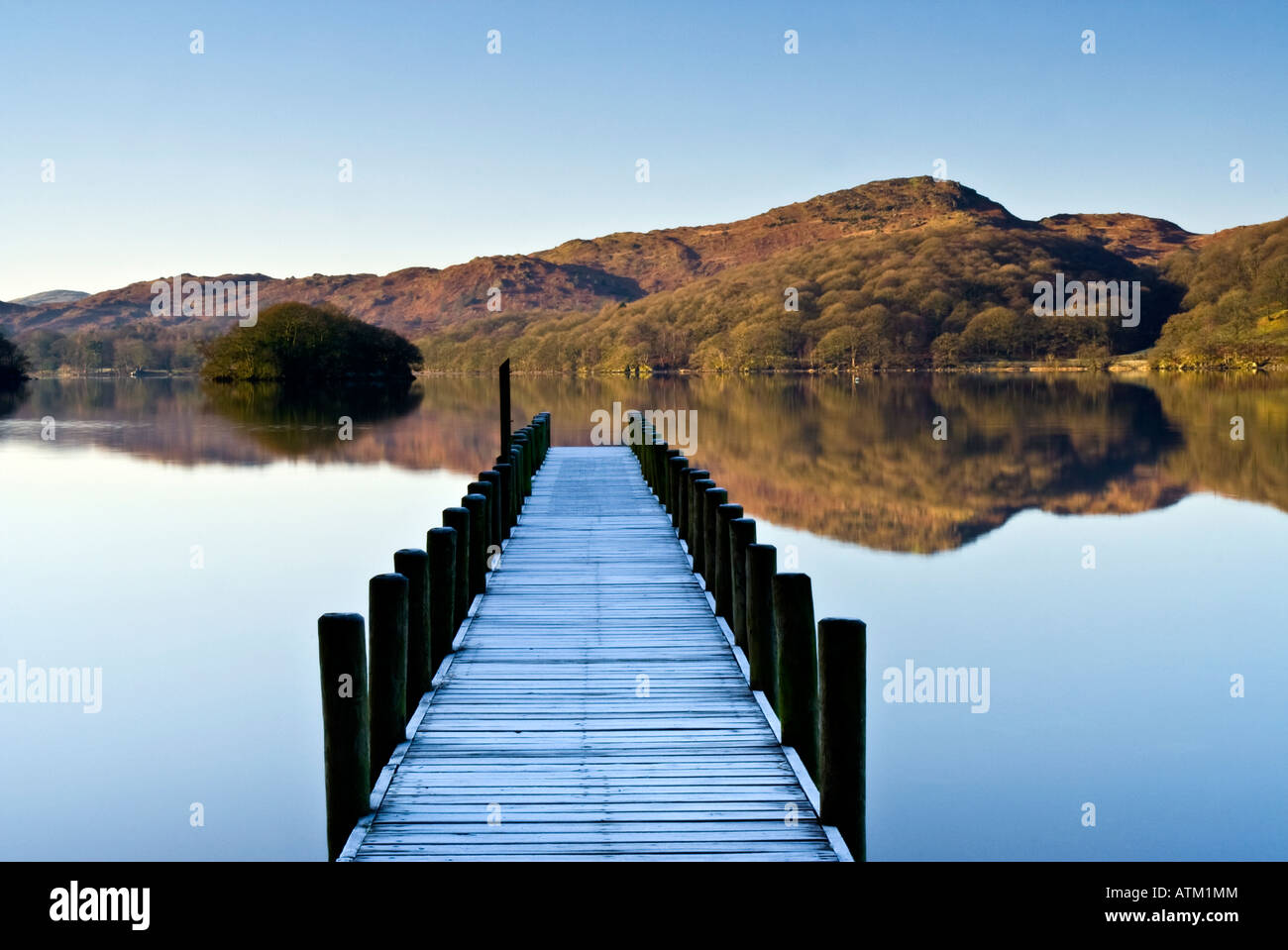 jetty on coniston water in the "lake district Stock Photo - Alamy