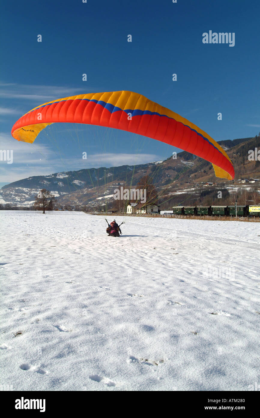 Para snowboard hi-res stock photography and images - Alamy