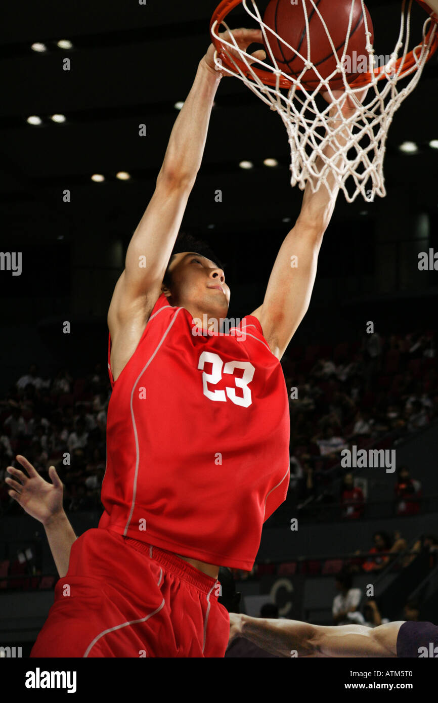 Teen basketball crowd hi-res stock photography and images - Alamy
