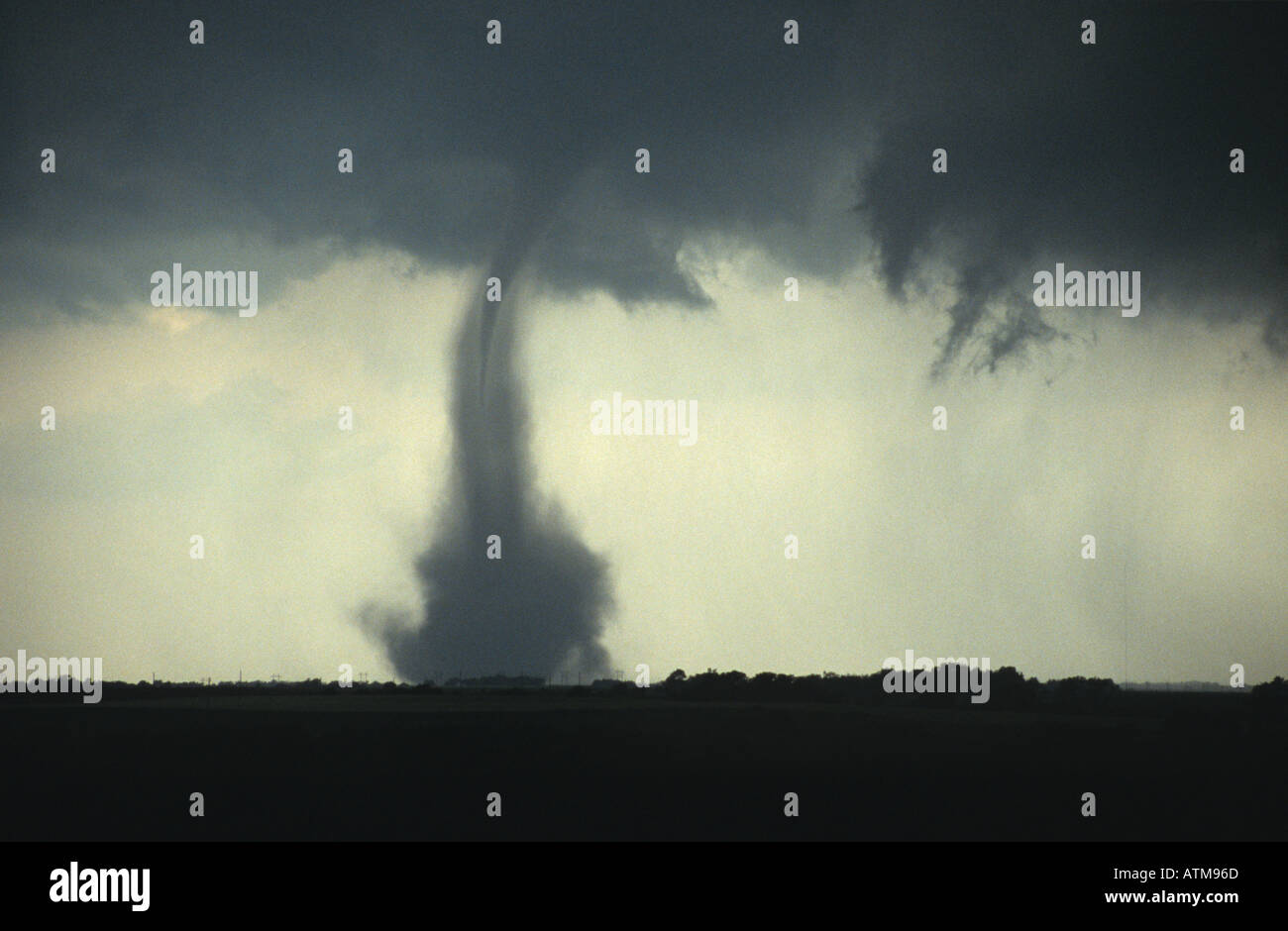 Tornado alley storm hi-res stock photography and images - Alamy