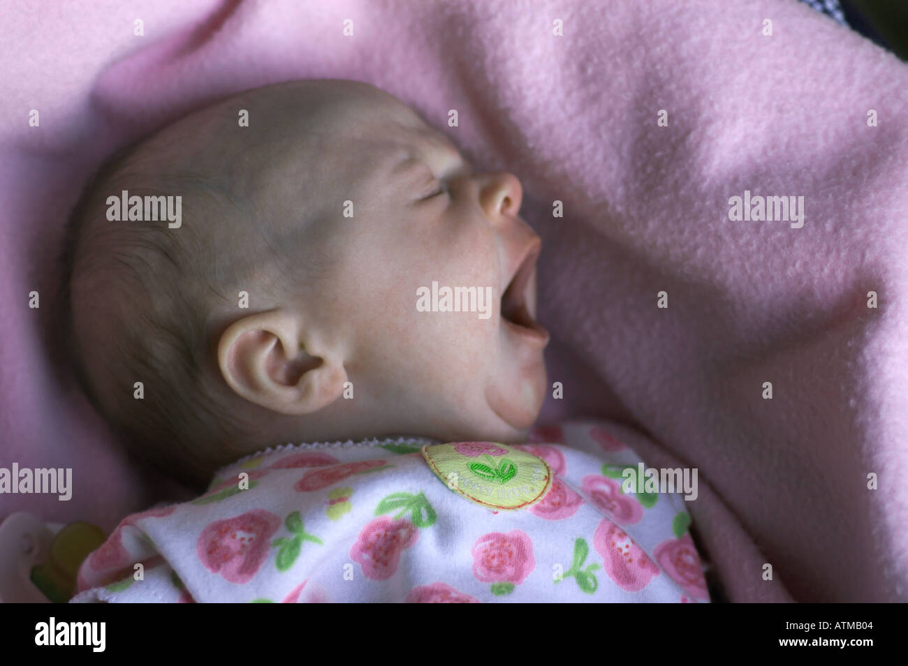 Yawning child 12 years hi-res stock photography and images - Alamy