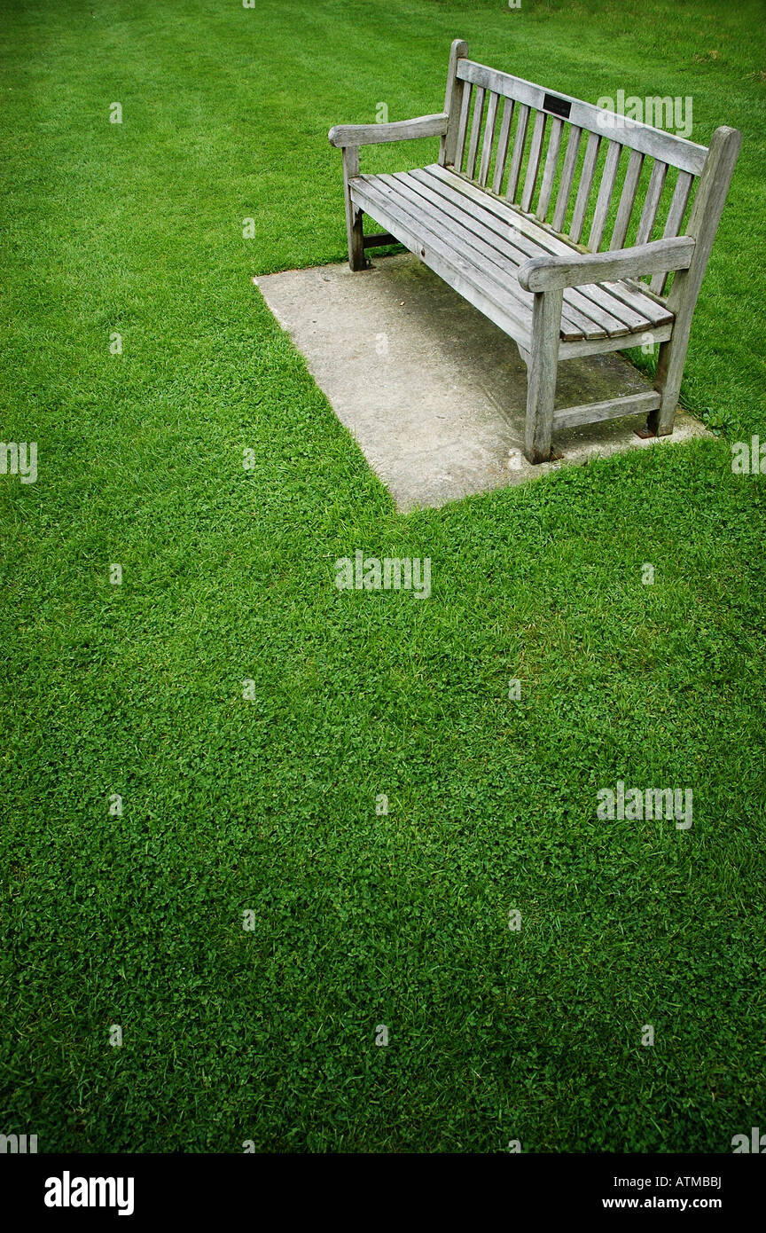 Simple bench in park hi-res stock photography and images - Alamy