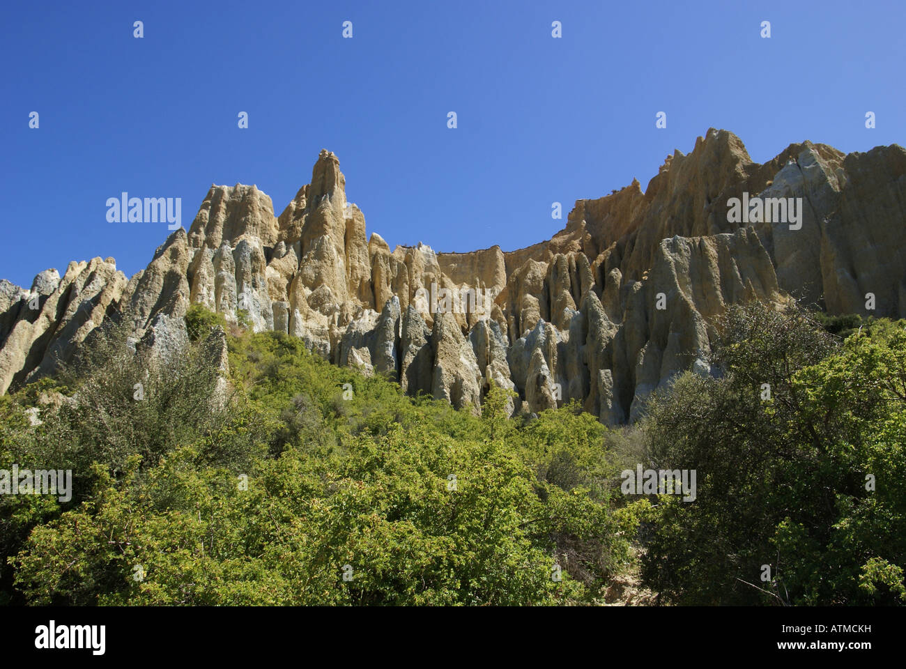 Clay cliff hi-res stock photography and images - Alamy