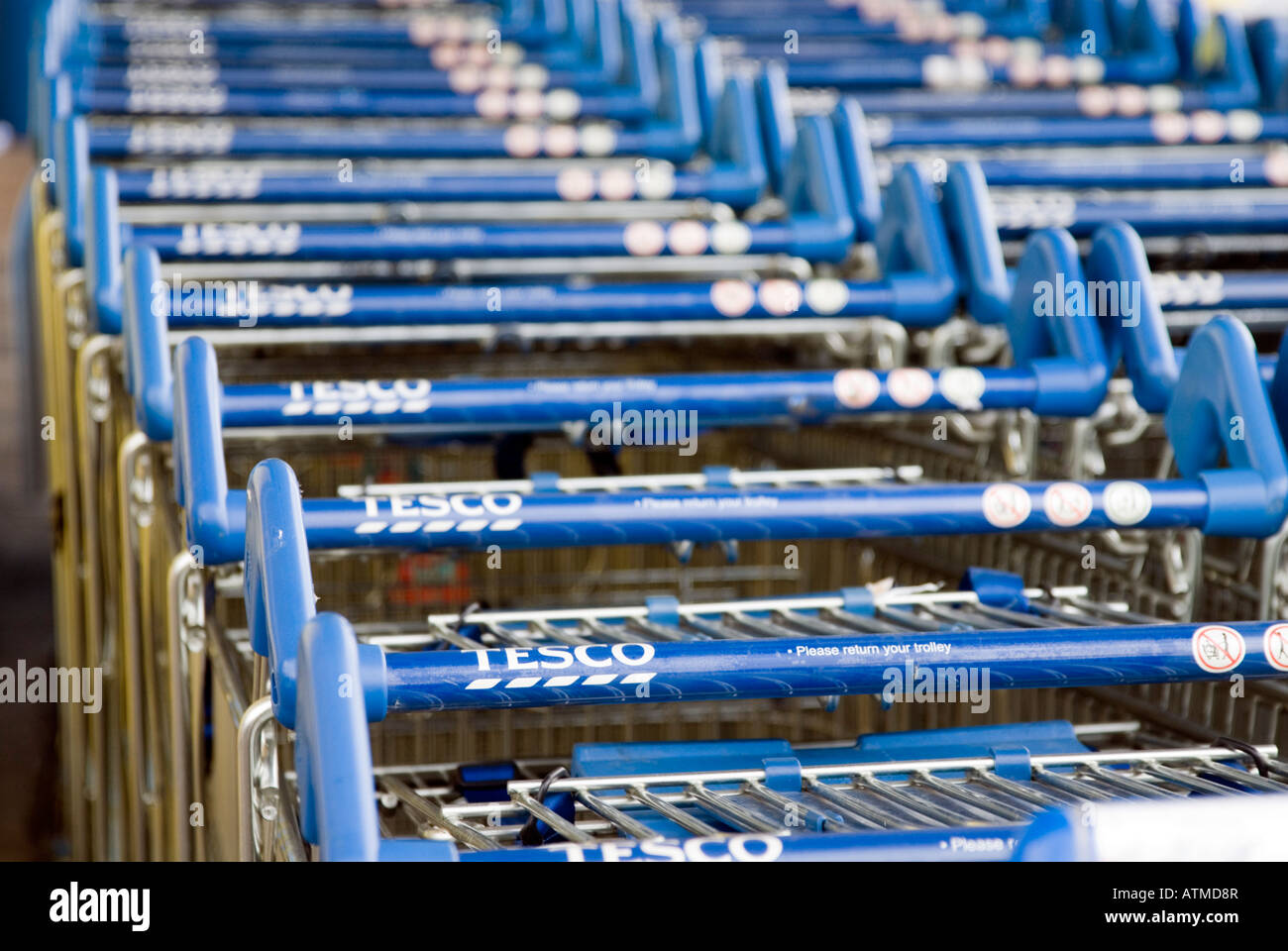 Tesco hi-res stock photography and images - Alamy