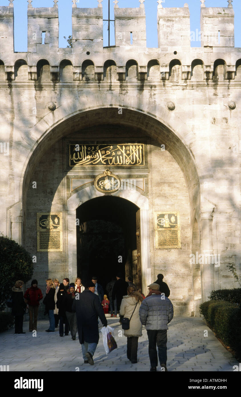 Topkapi Sarayi palace Great Gate Battlements large door People ...