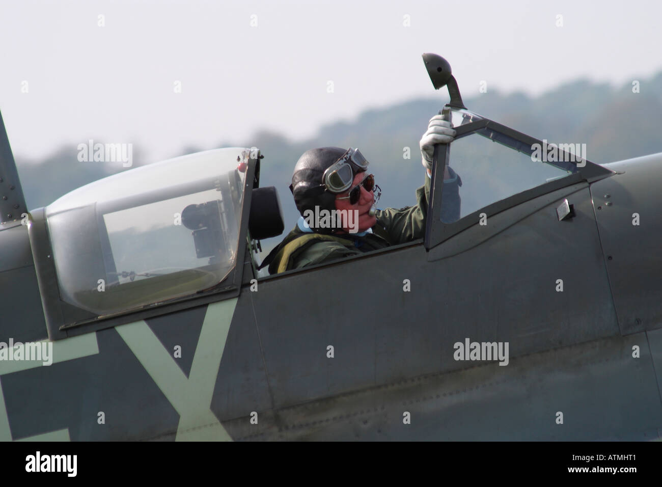 Rod Dean from Aircraft Restoration Company piloting Spitfire Stock ...