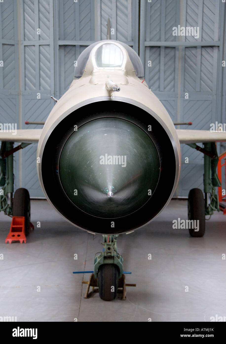 Mig 21 cockpit hi-res stock photography and images - Alamy