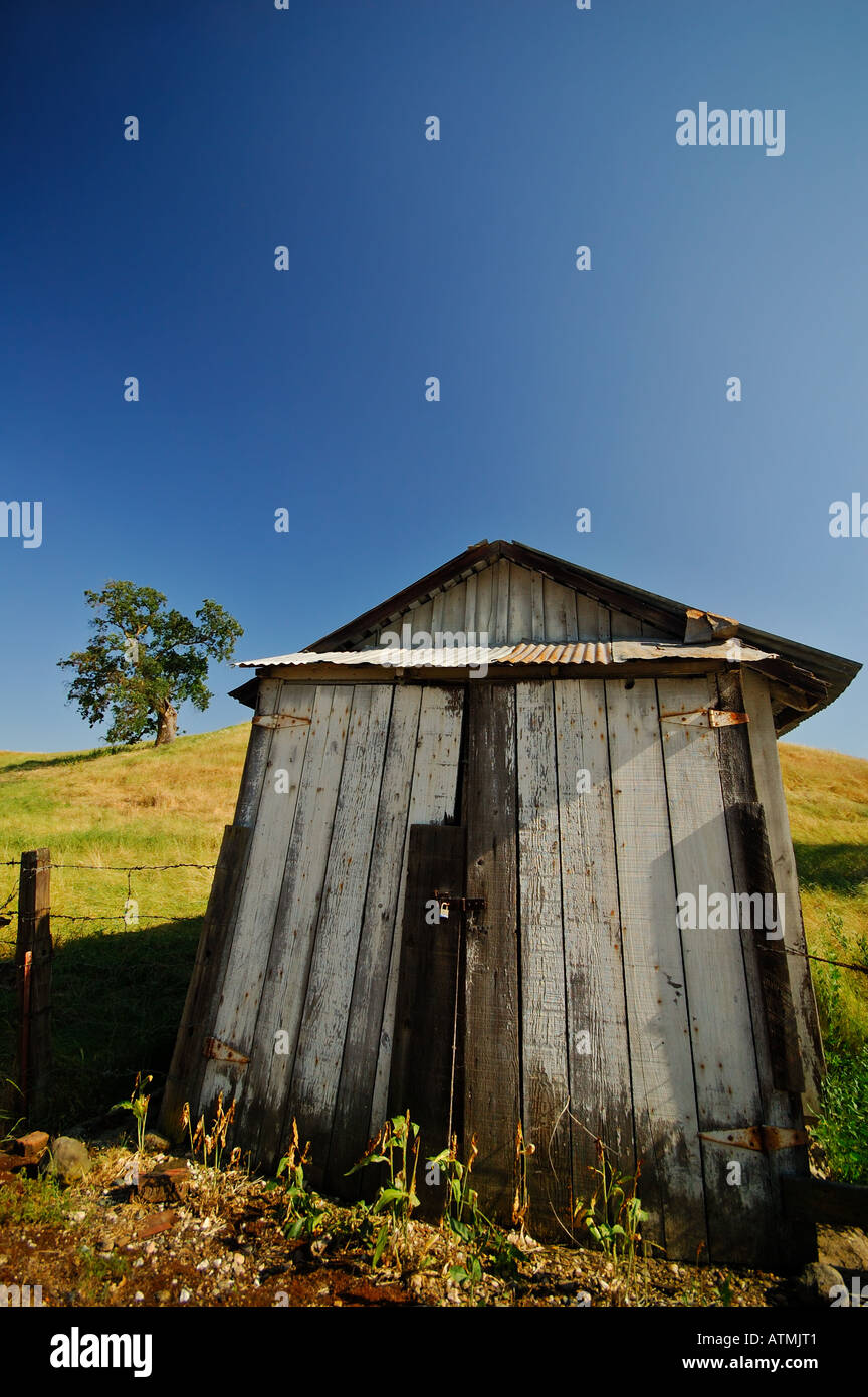 Shack fence hi-res stock photography and images - Alamy