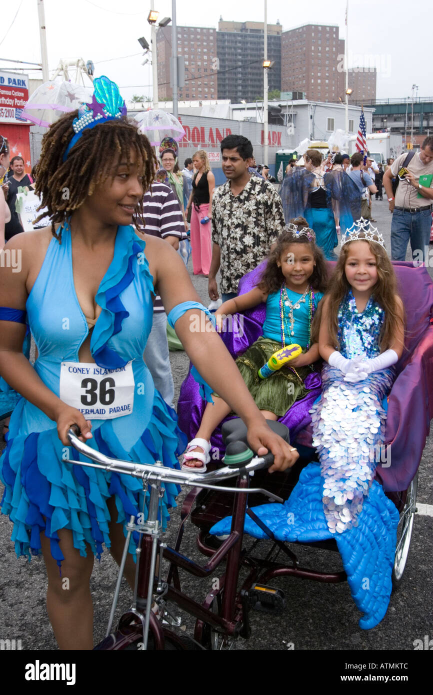 Mermaid Parade Coney Island Brooklyn New York Stock Photo - Alamy