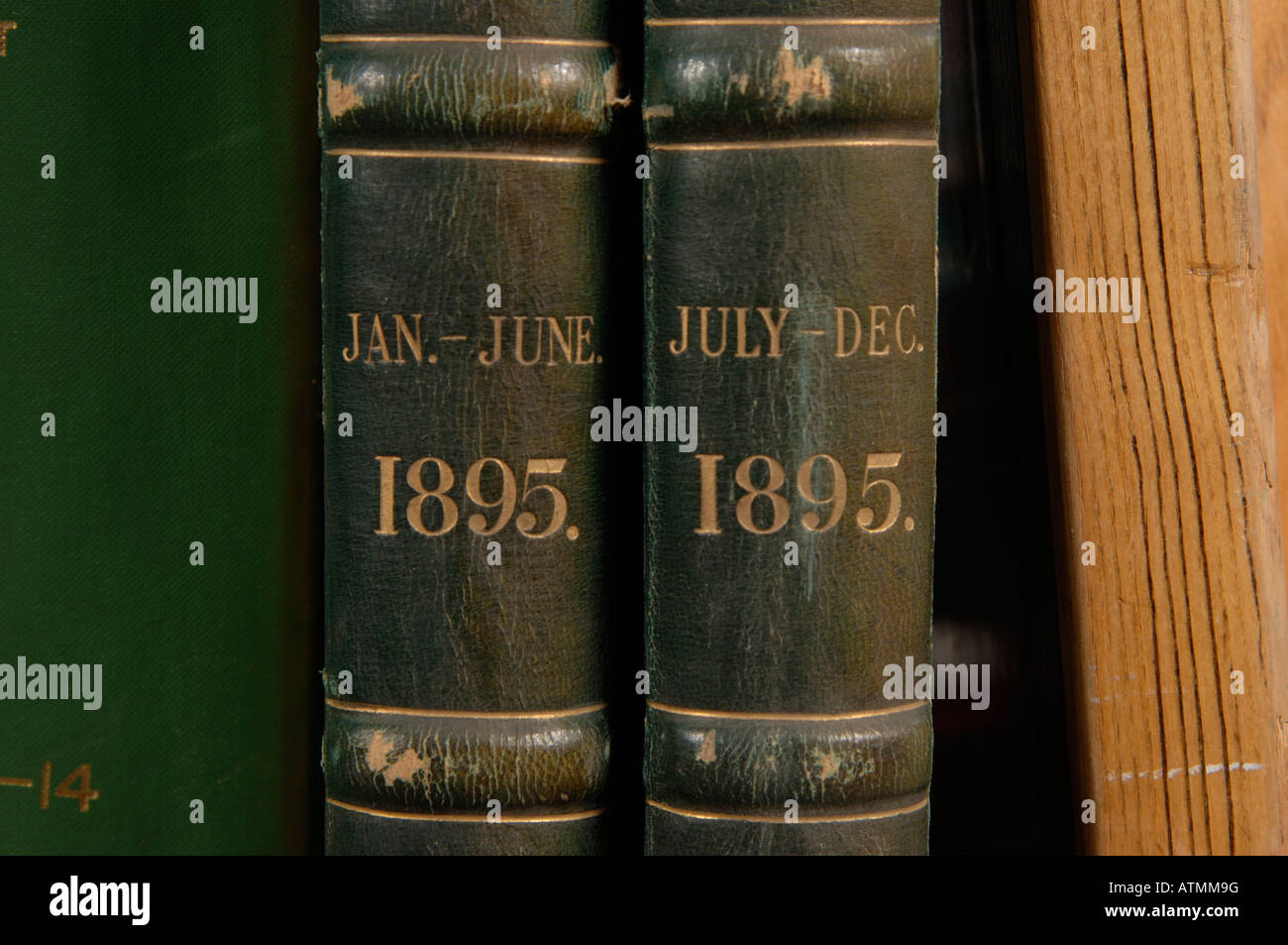 Newspaper archives hi-res stock photography and images - Alamy