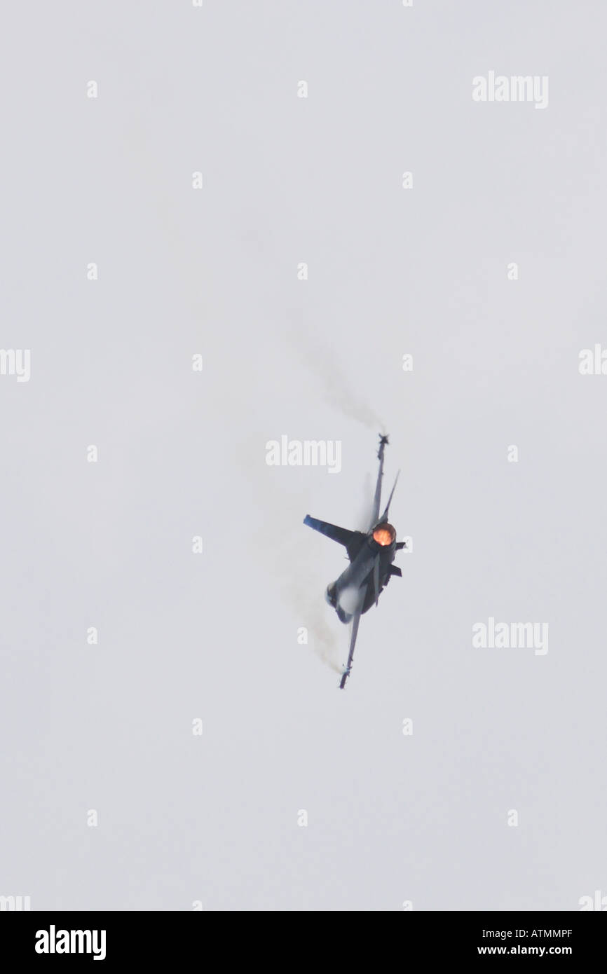 F16 jet reheat hi-res stock photography and images - Alamy