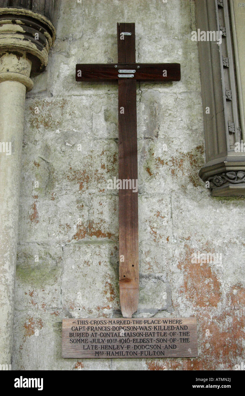 Wooden cross war hi-res stock photography and images - Alamy