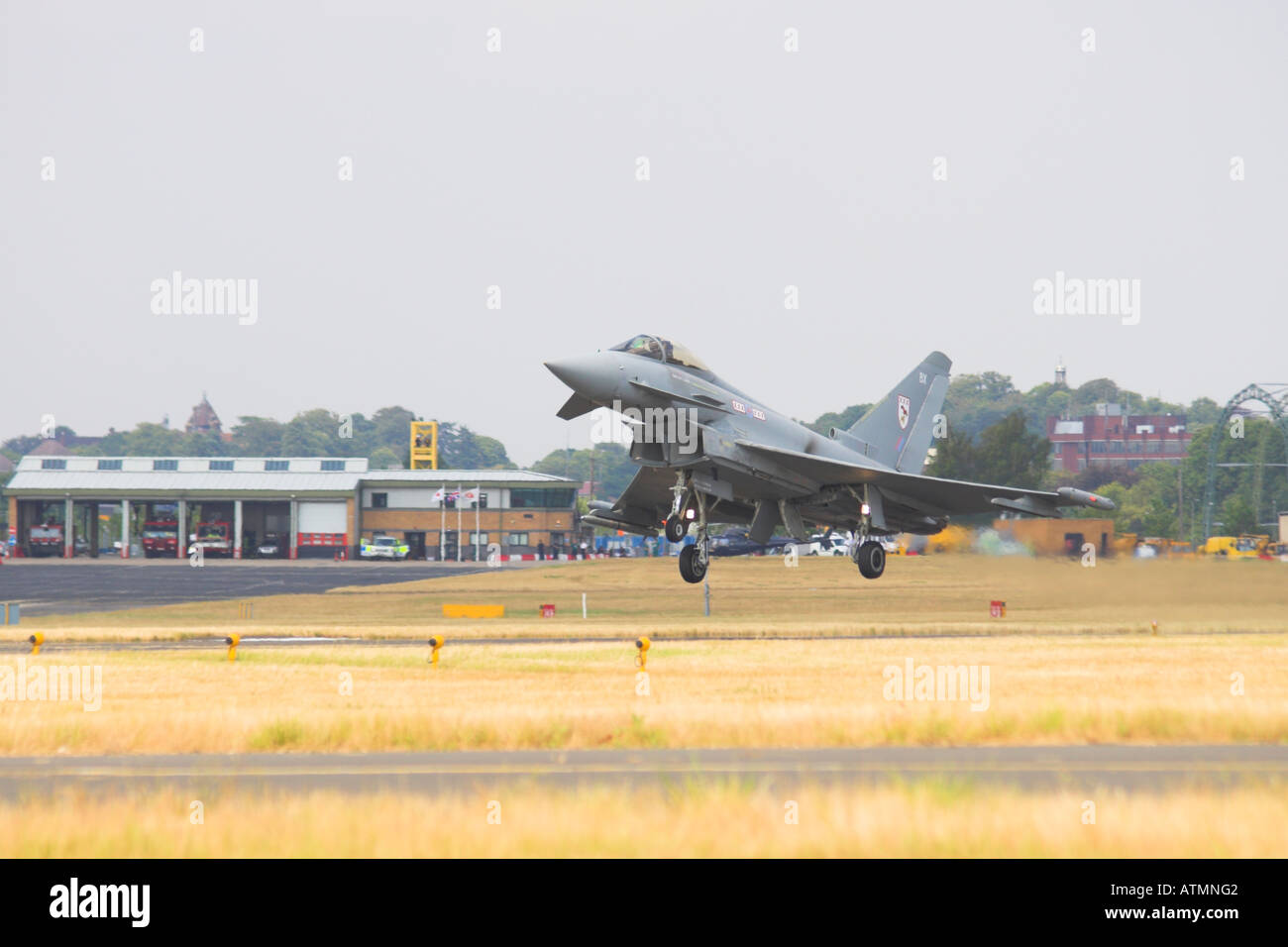 Eurofighter typhoon land hi-res stock photography and images - Alamy