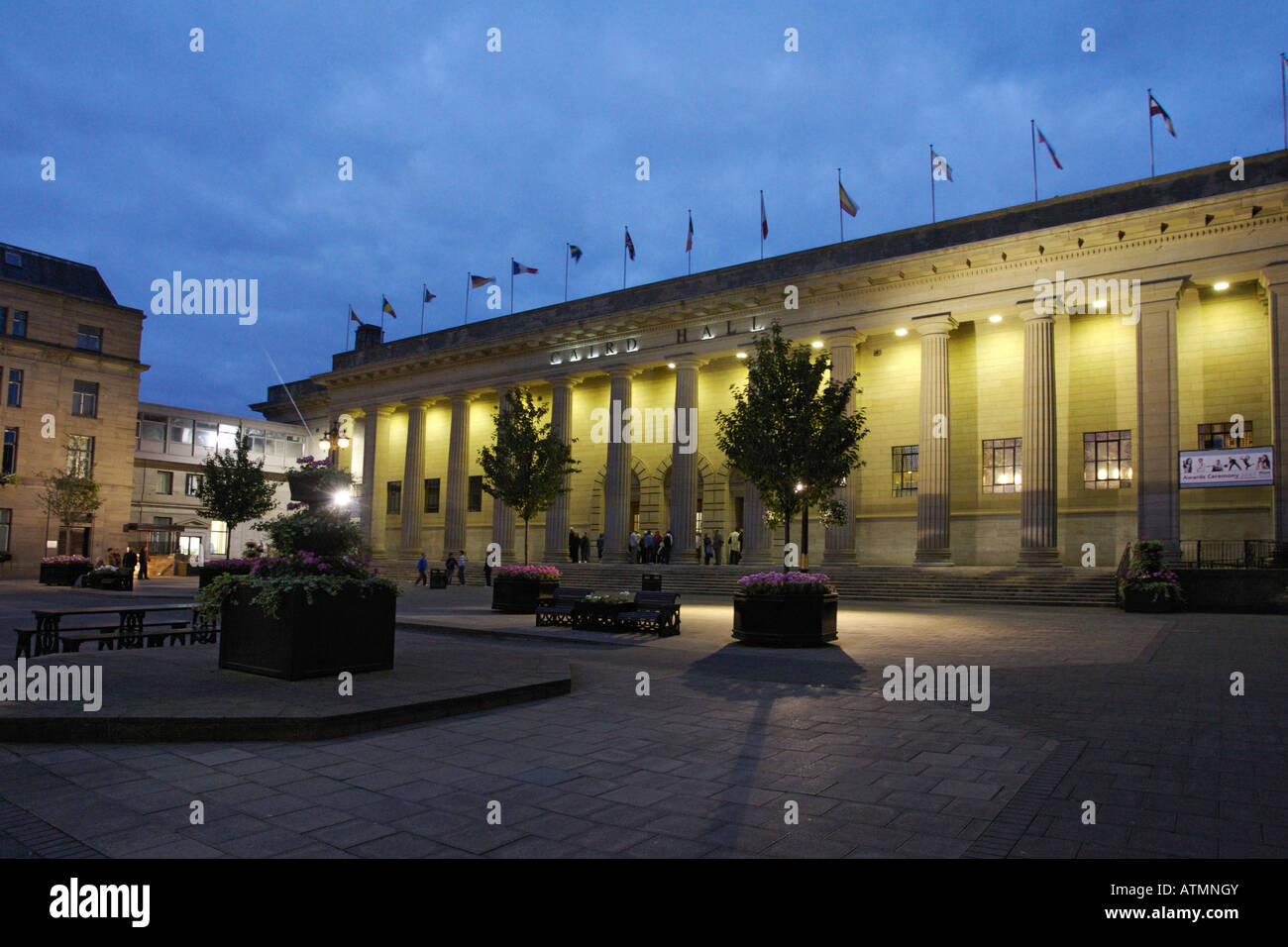 The Dundee Caird Hall at night Stock Photo - Alamy
