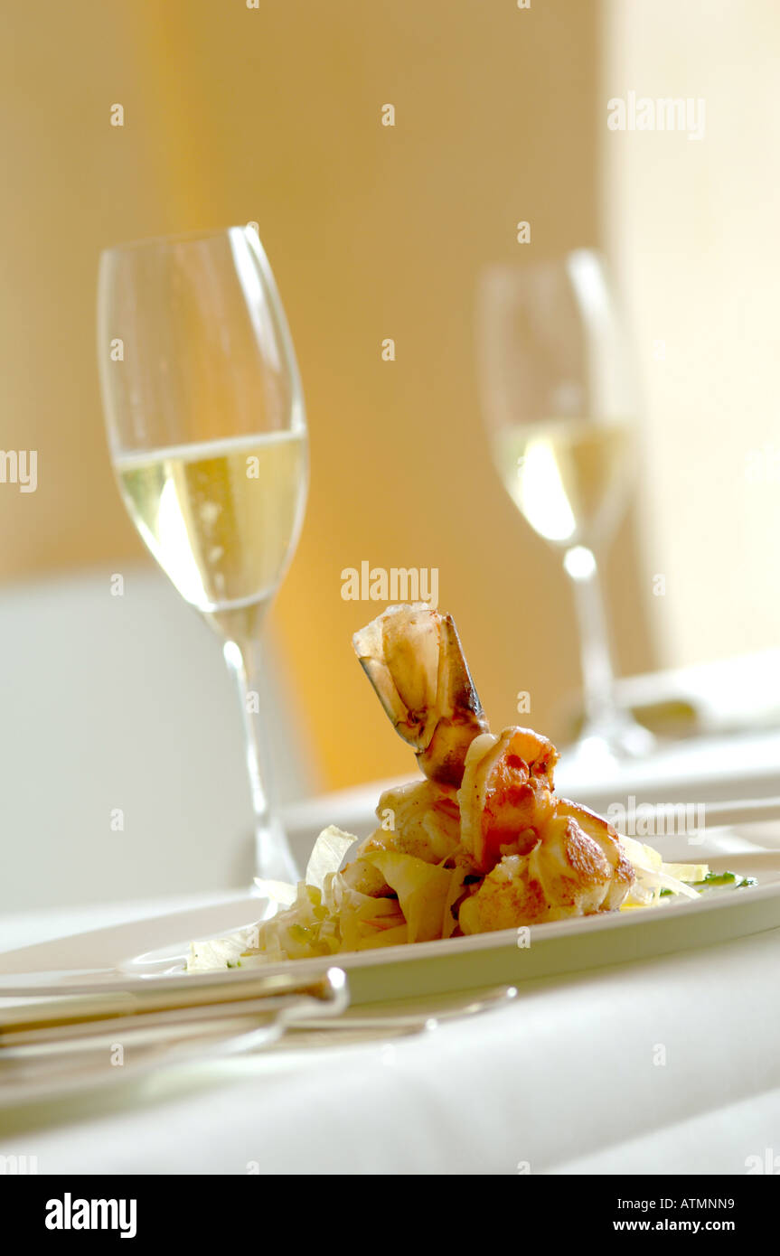 Nicely set hi-res stock photography and images - Alamy