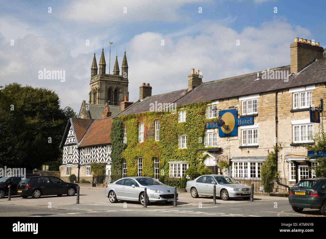 Helmsley pub hi-res stock photography and images - Alamy