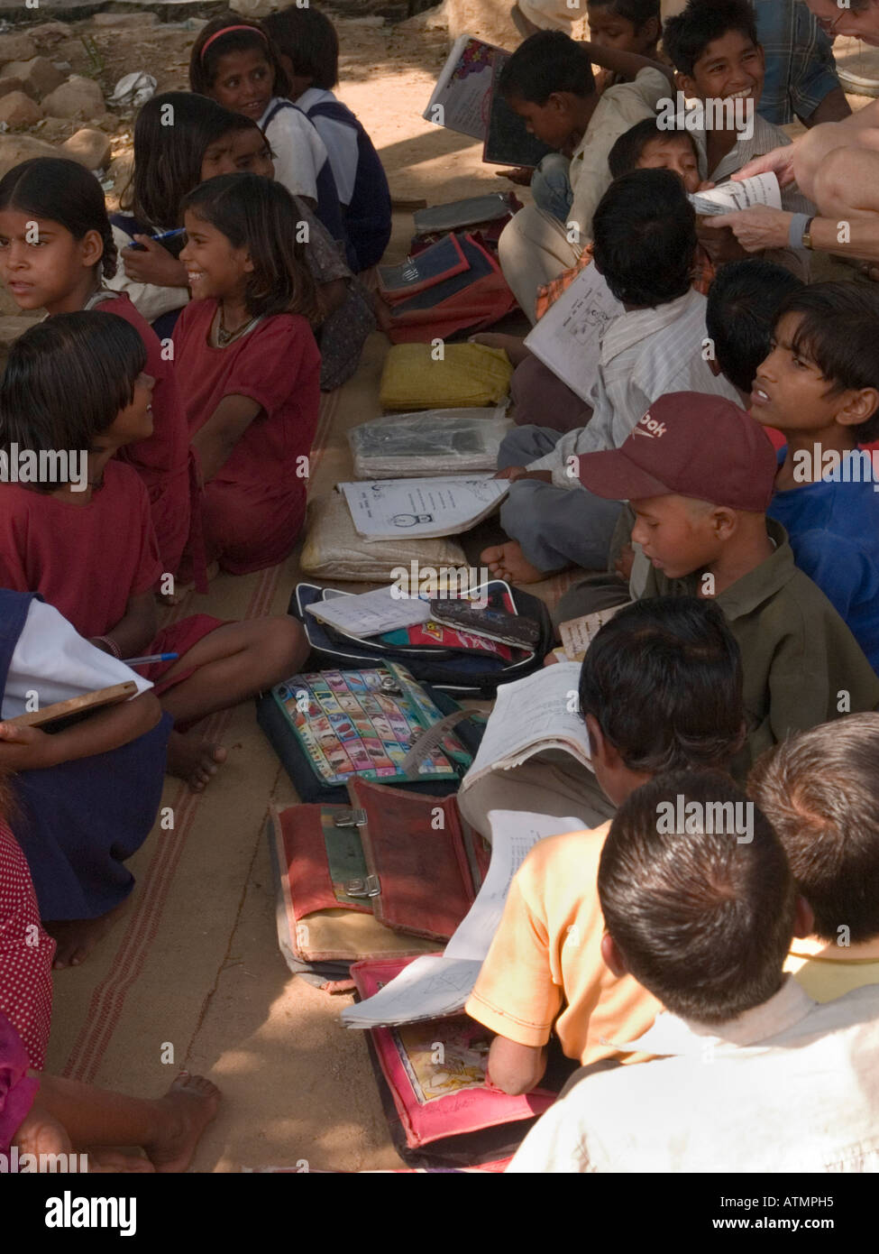 Well Behaved Children High Resolution Stock Photography and Images - Alamy