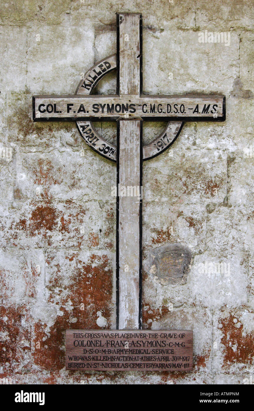 Wooden cross war hi-res stock photography and images - Alamy