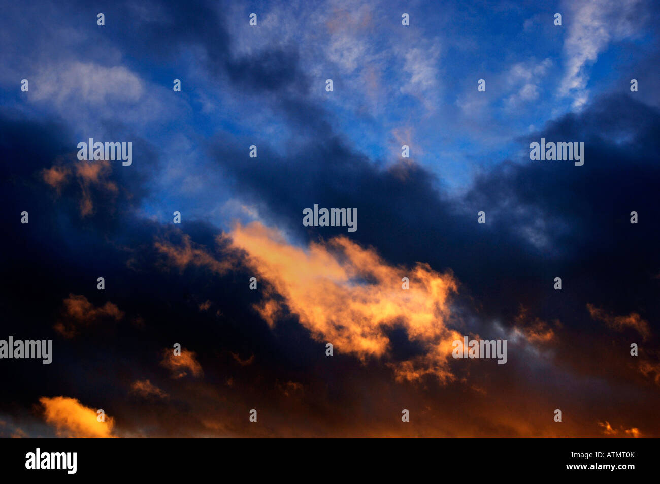 Dramatic nature hi-res stock photography and images - Alamy