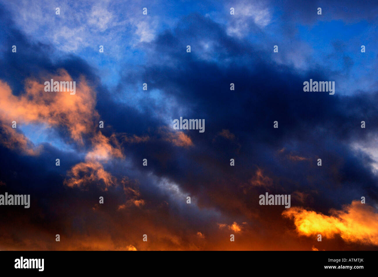 Dramatic nature natural hi-res stock photography and images - Alamy