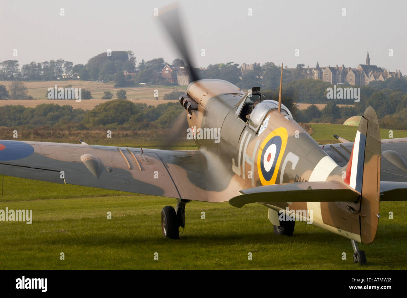 Spitfire Scramble Stock Photos & Spitfire Scramble Stock Images - Alamy
