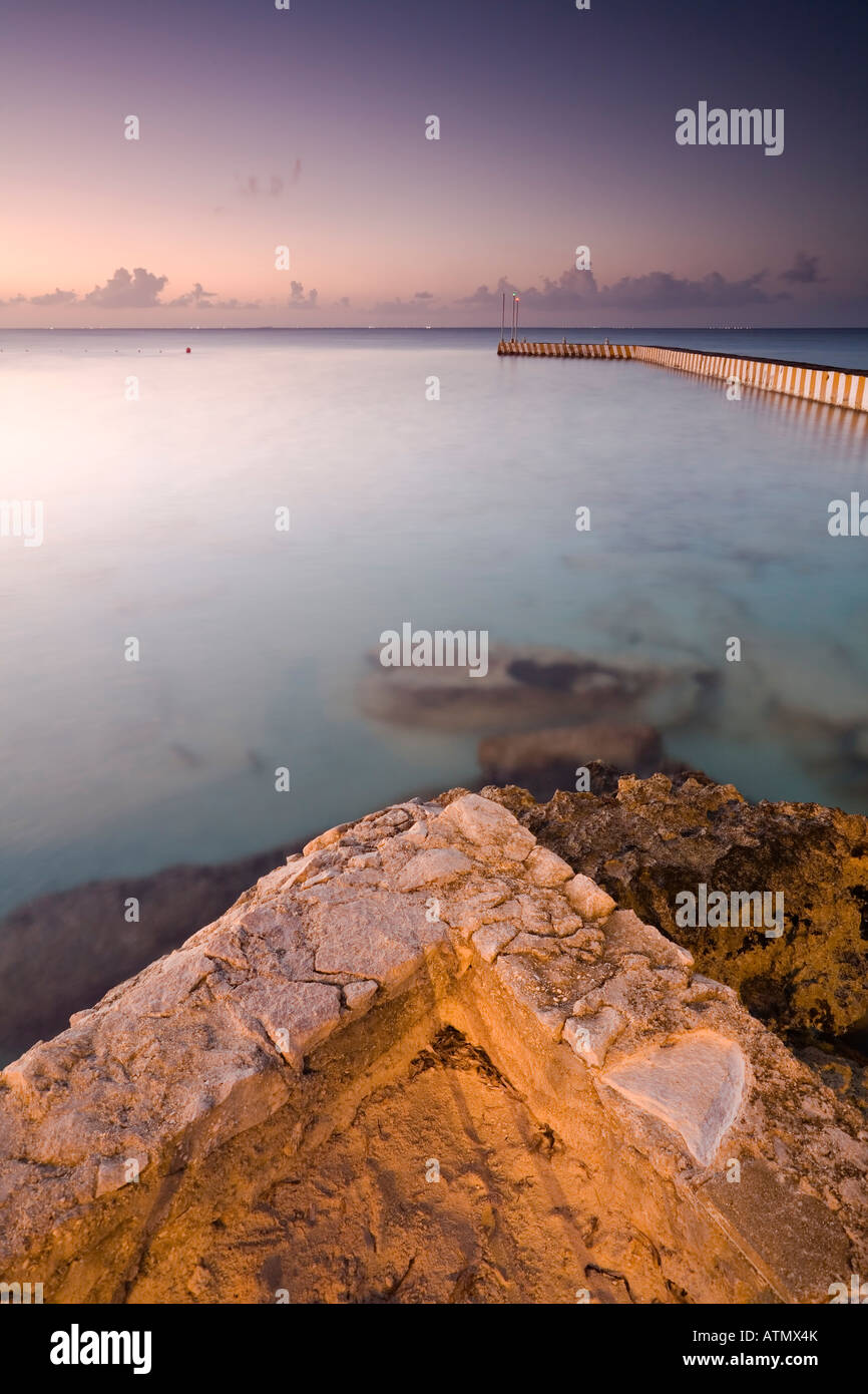 Stone rock pier hi-res stock photography and images - Alamy