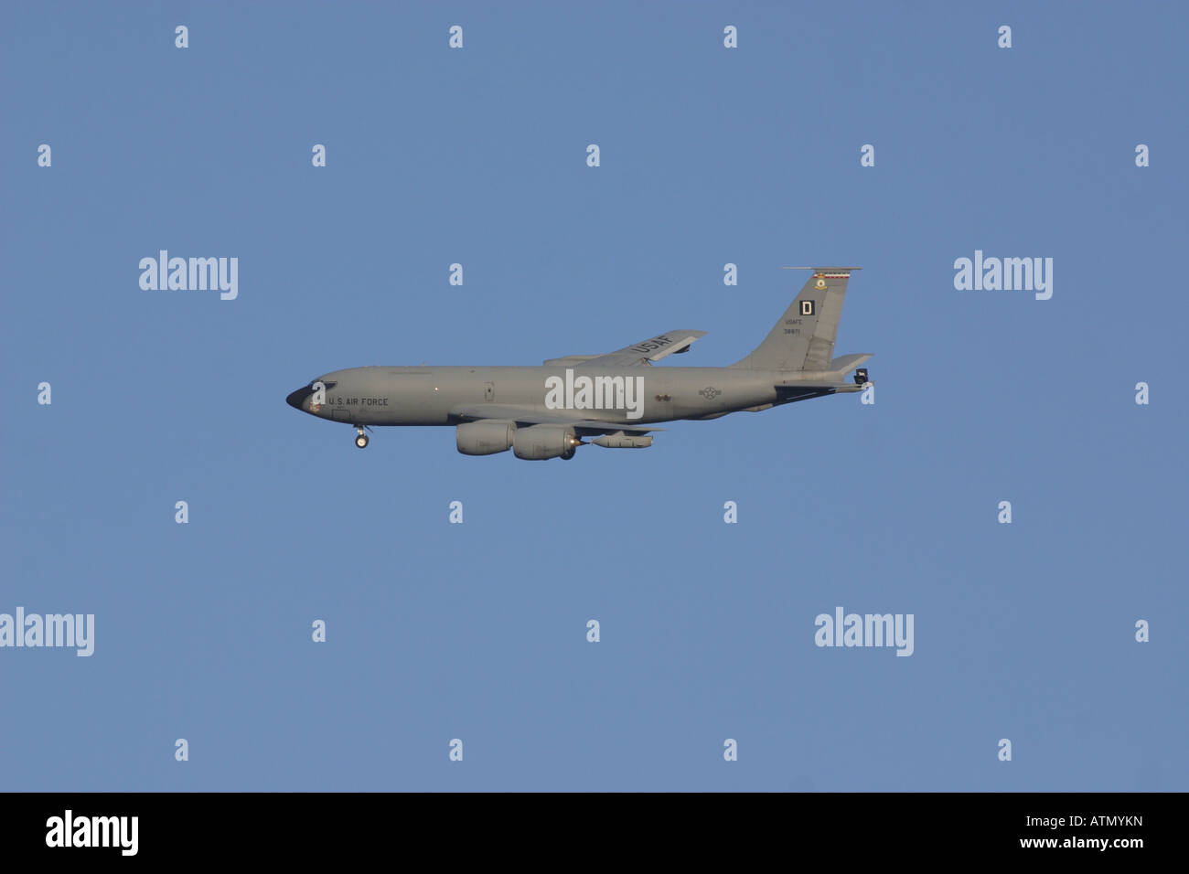 Kc135 aircraft raf hi-res stock photography and images - Alamy