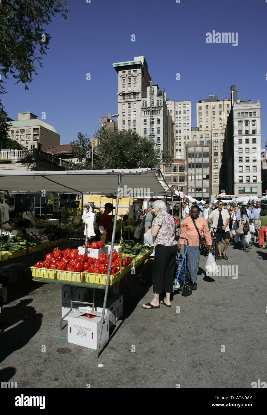 Green Market Union Square Park Manhattan New York Stock Photo - Alamy