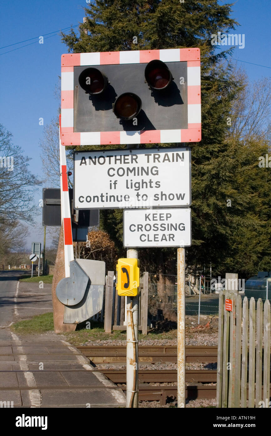 Unmanned rail crossing Stock Photo - Alamy