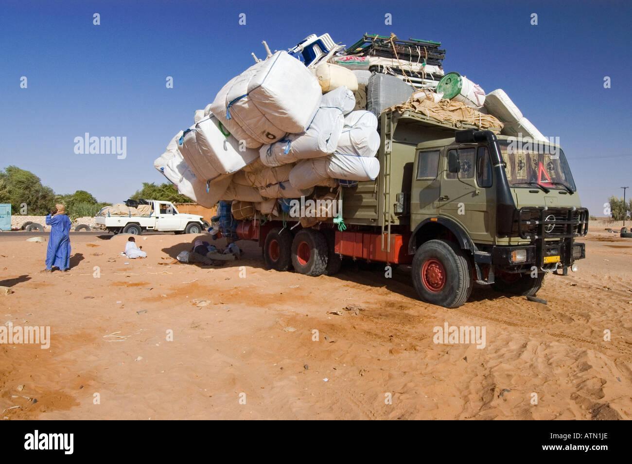 Kufra hi-res stock photography and images - Alamy
